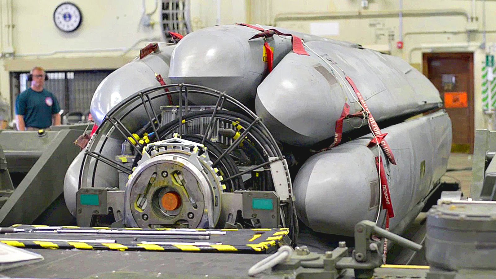 Cruise Missile Launcher - Common Strategic Rotary Launcher (CSRL) For B ... Cruise Missile Launcher - Common Strategic Rotary Launcher (CSRL) For B ...