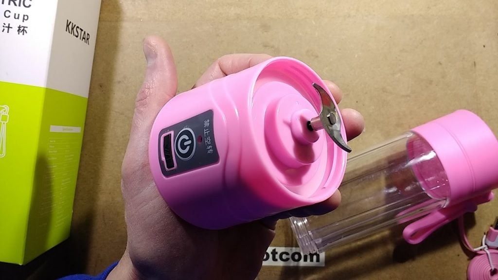 Pink plastic USB blender test, fail and teardown. (With schematic.)