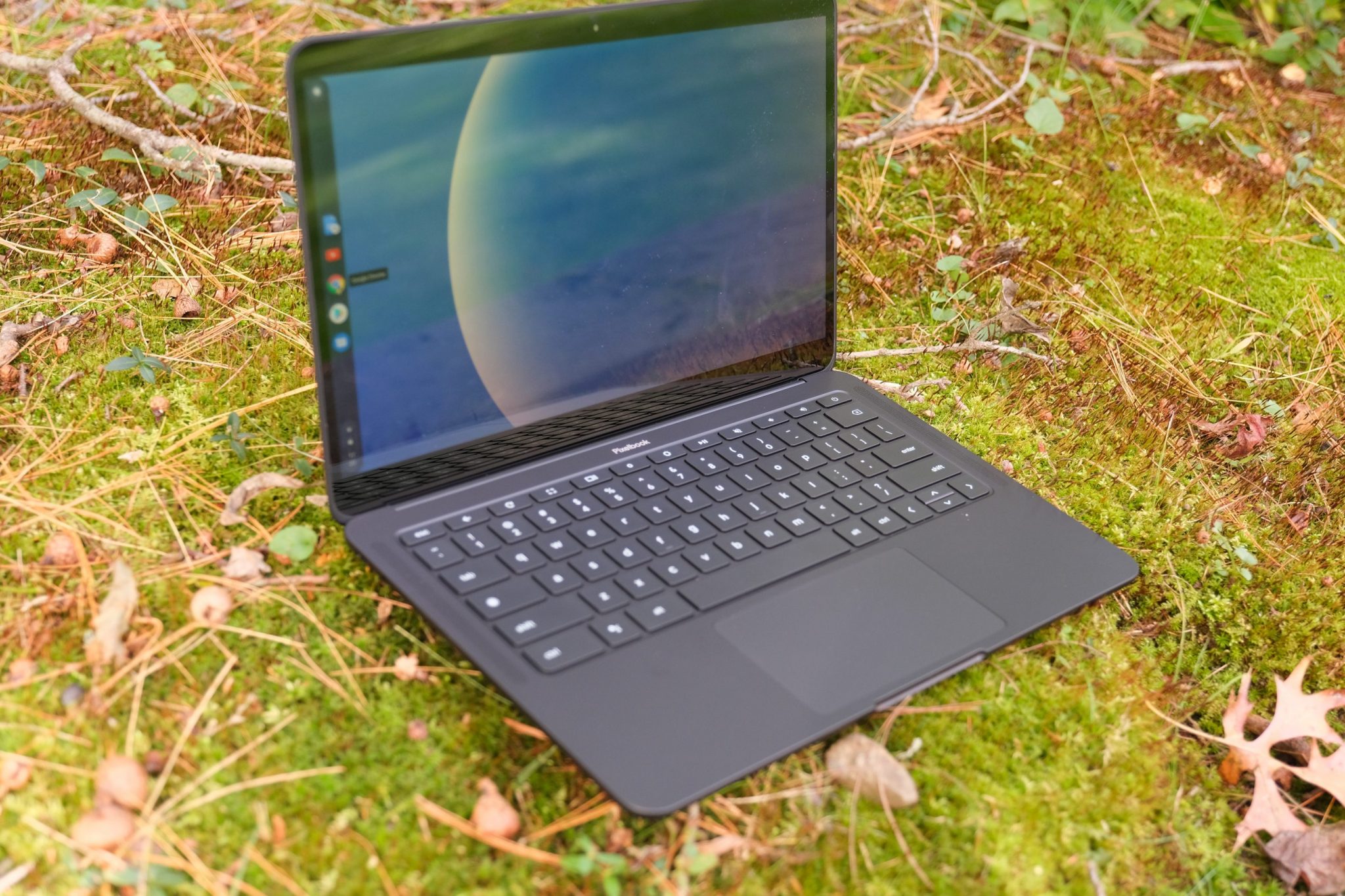 Review: Pixelbook Is Worthy of $650 In All Possible Ways